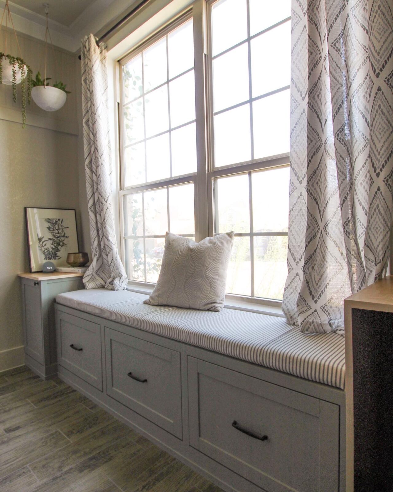 DIY Window Seat IKEA Besta Hack - Olivegrey Avenue
